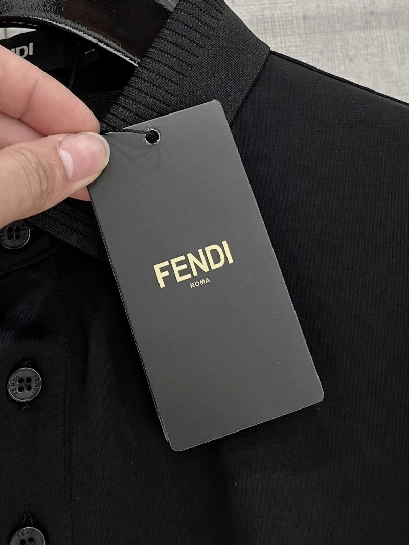 Top mirror Fendi T-Shirts