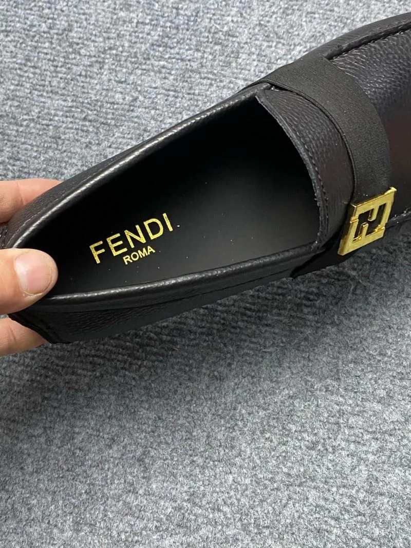 Top mirror Fendi Tods Shoes
