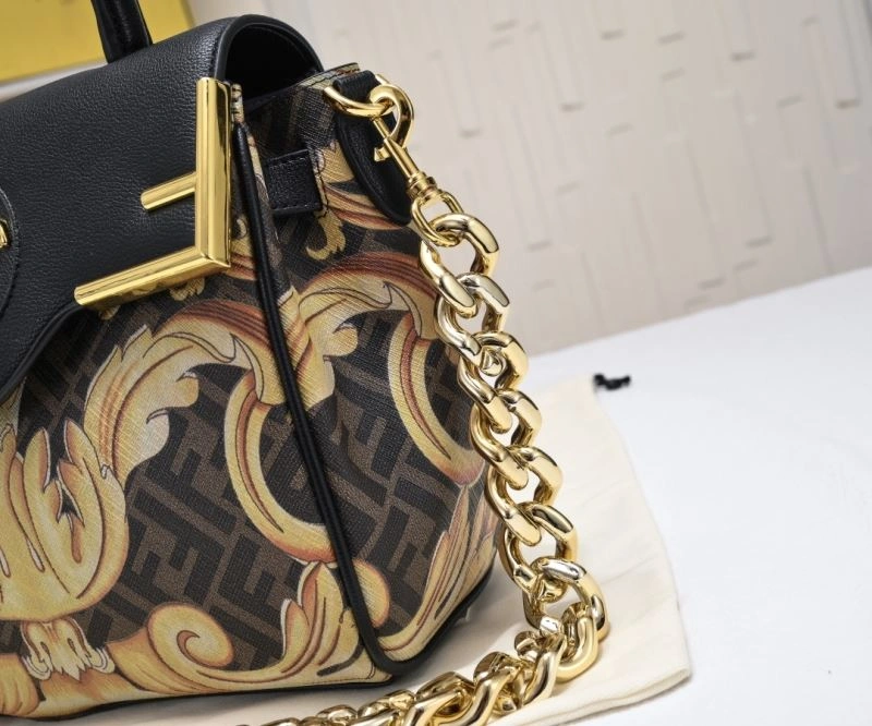 Top mirror Fendi Top Handle Bags