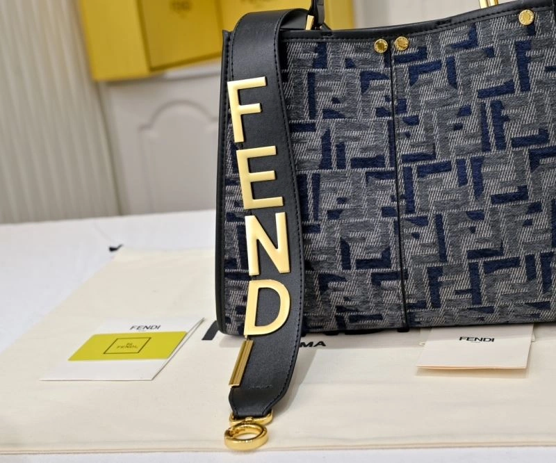 Top mirror Fendi Top Handle Bags