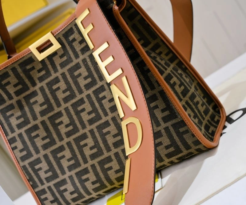 Top mirror Fendi Top Handle Bags