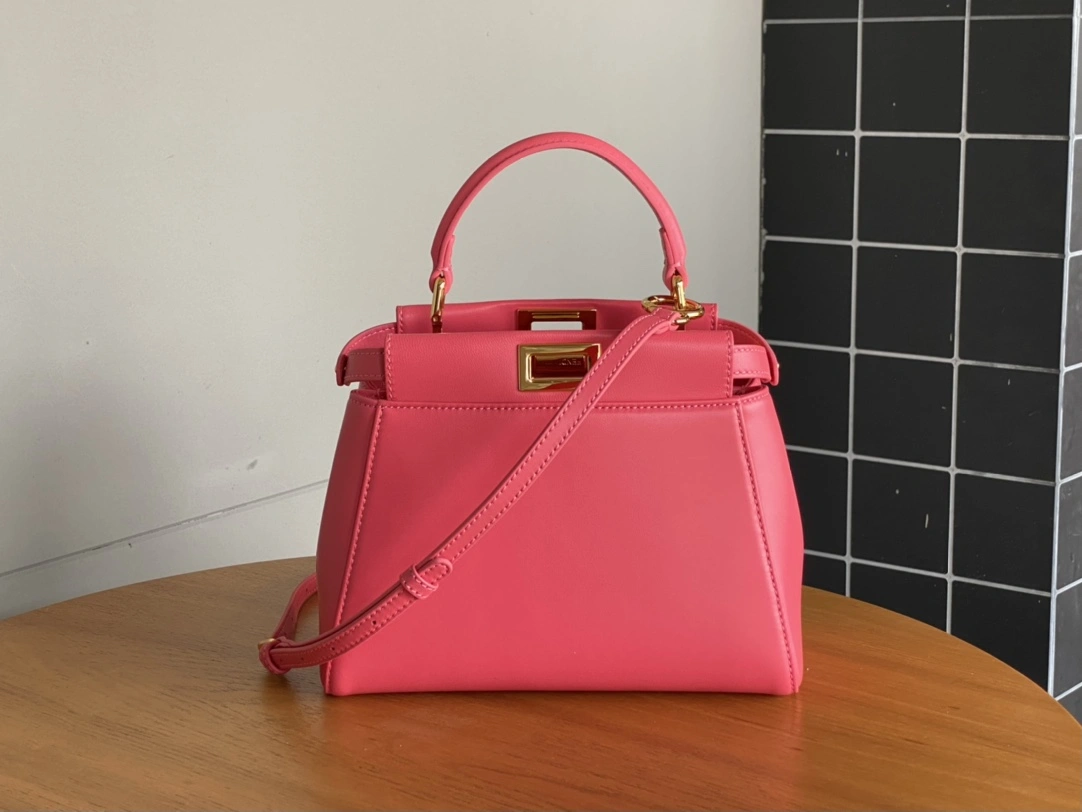 Top mirror Fendi Top Handle Bags