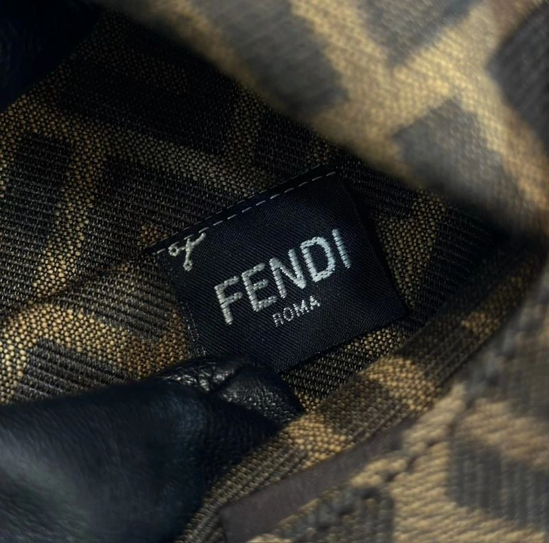 Top mirror Fendi Top Handle Bags