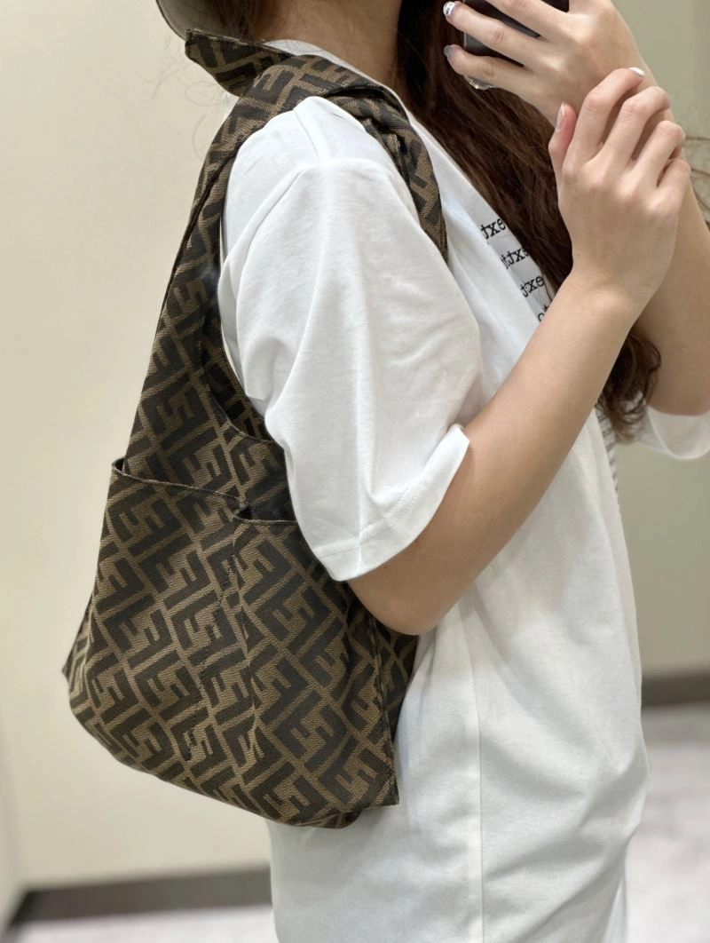Top mirror Fendi Top Handle Bags