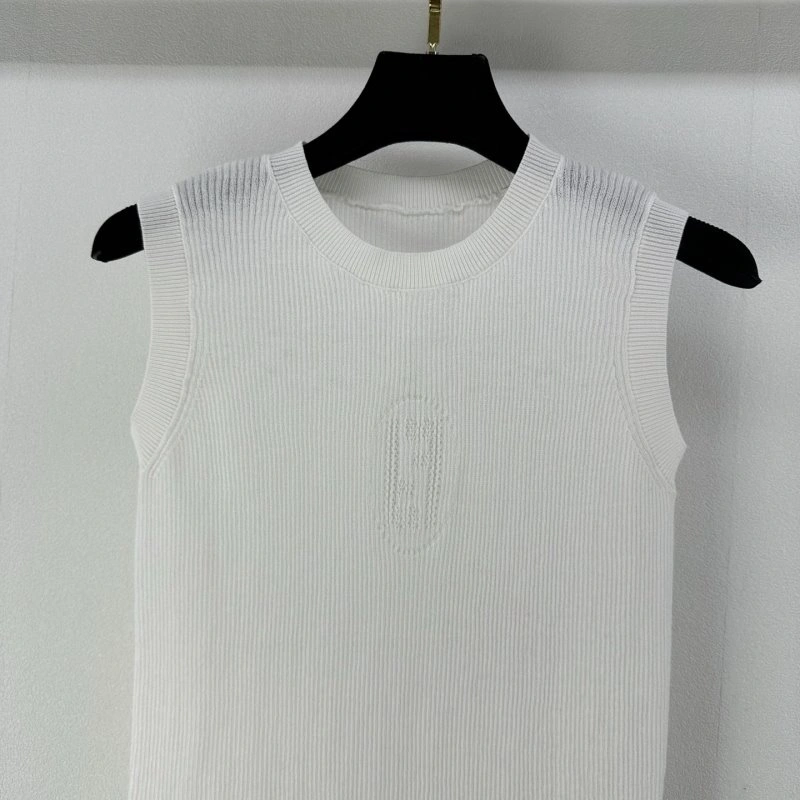 Top match Fendi Vest