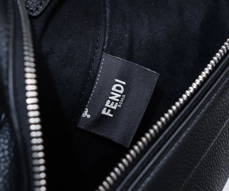 Low-cost Fendi Waist Chest Packs