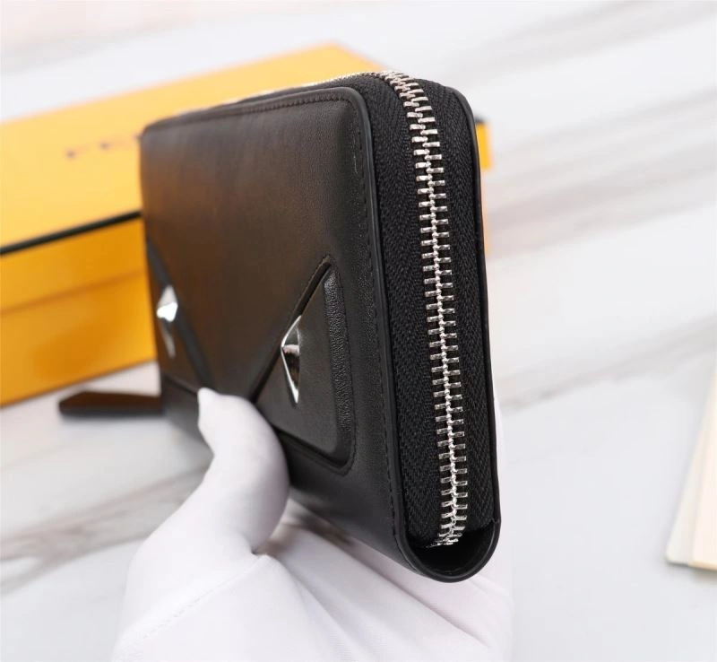 Inexpensive Fendi Wallets Purse
