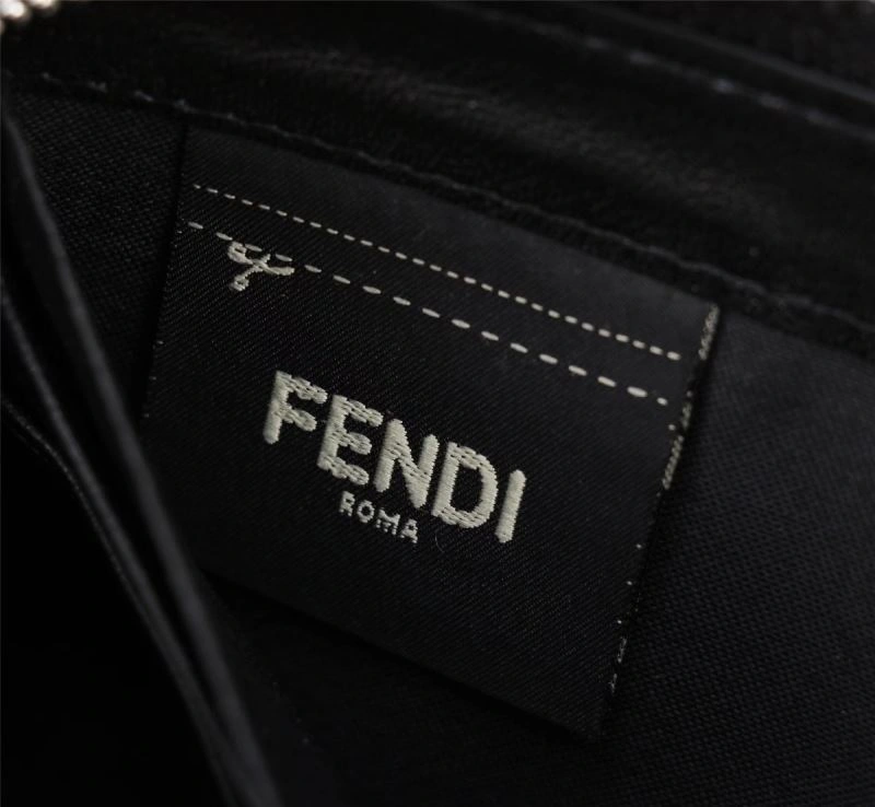 Inexpensive Fendi Wallets Purse