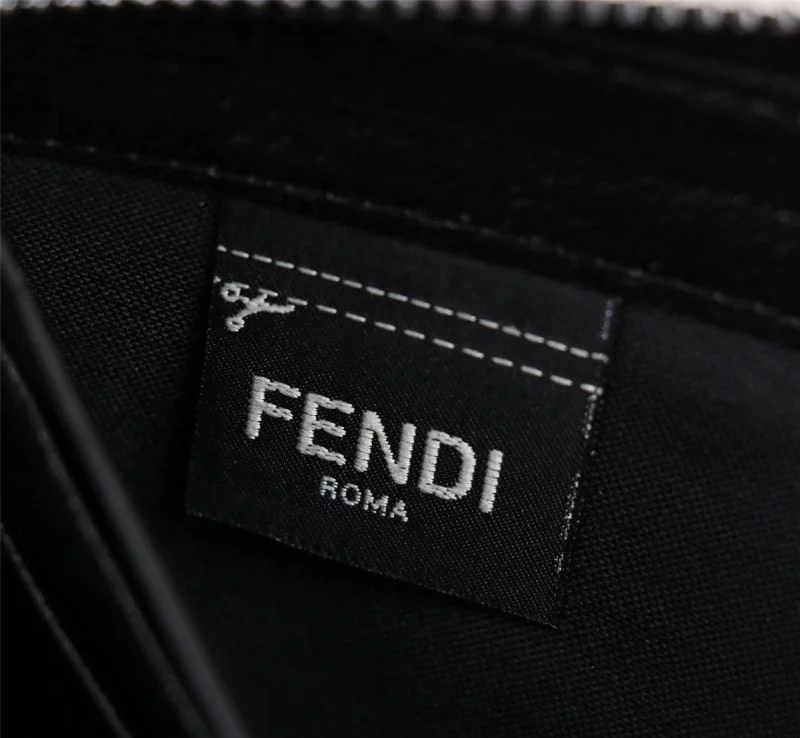 Brand-authenticated Fendi Wallets Purse