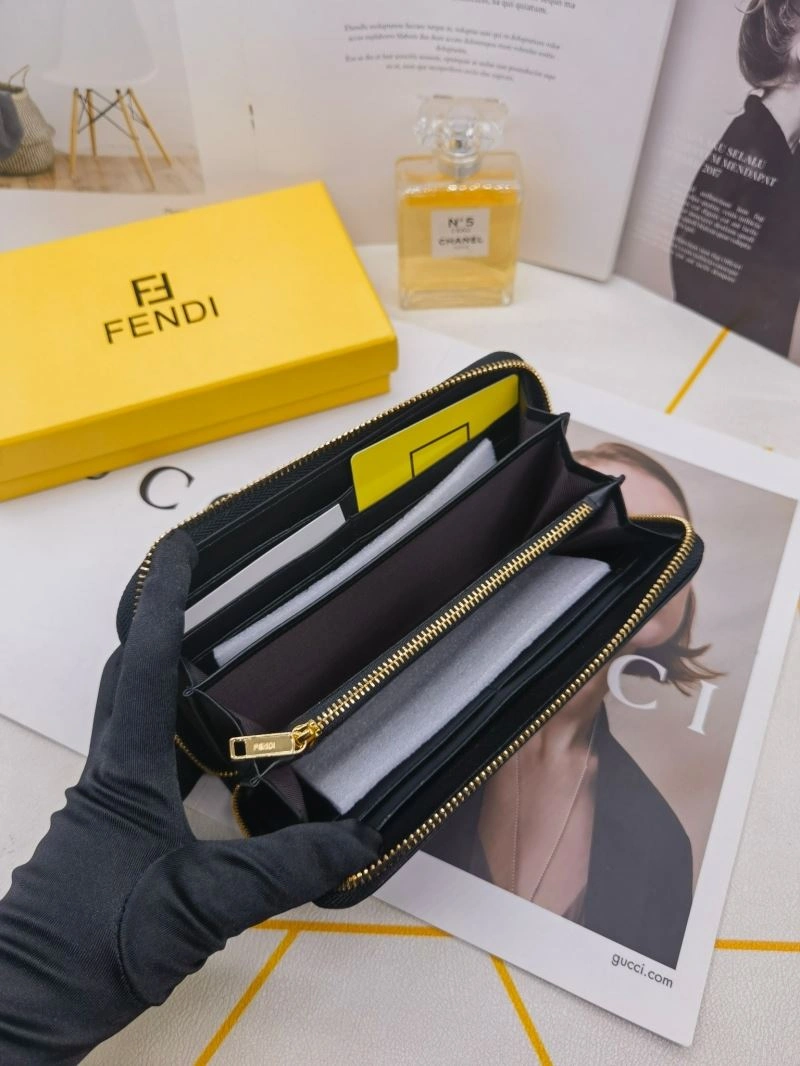Reasonably priced Fendi Wallets Purse