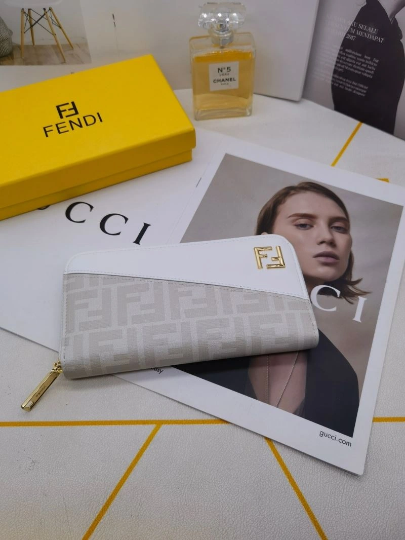 Accurate model Fendi Wallets Purse