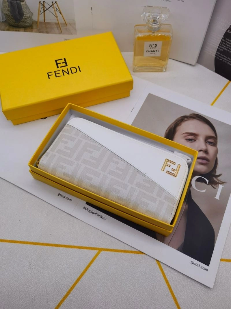 Accurate model Fendi Wallets Purse