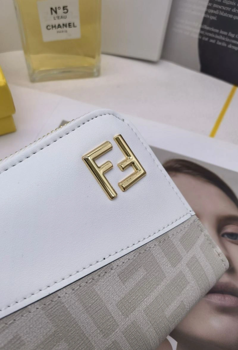 Accurate model Fendi Wallets Purse