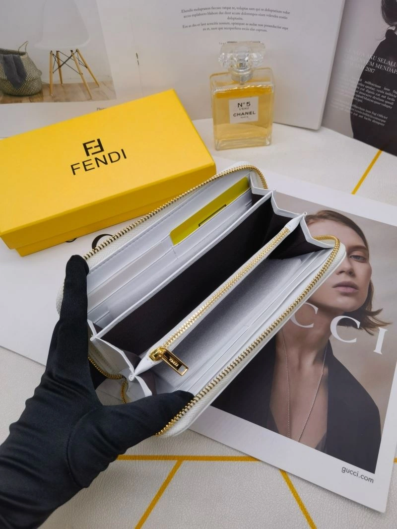 Accurate model Fendi Wallets Purse