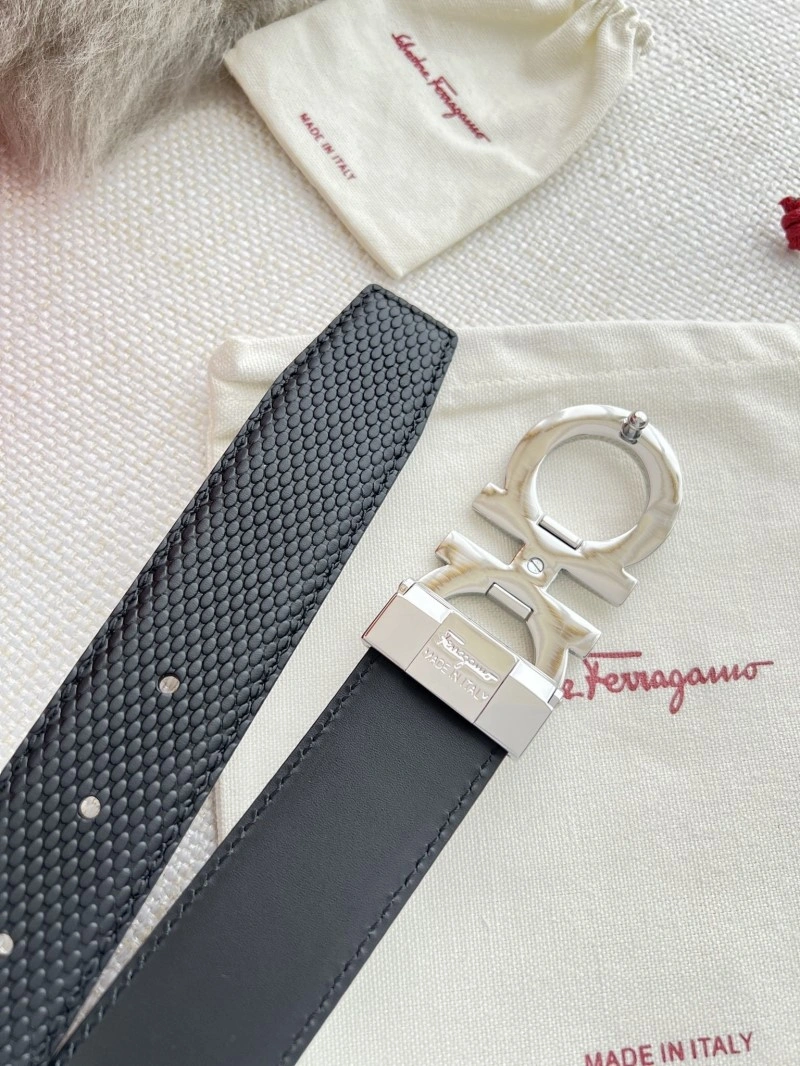 Exact replica Ferragamo Belts
