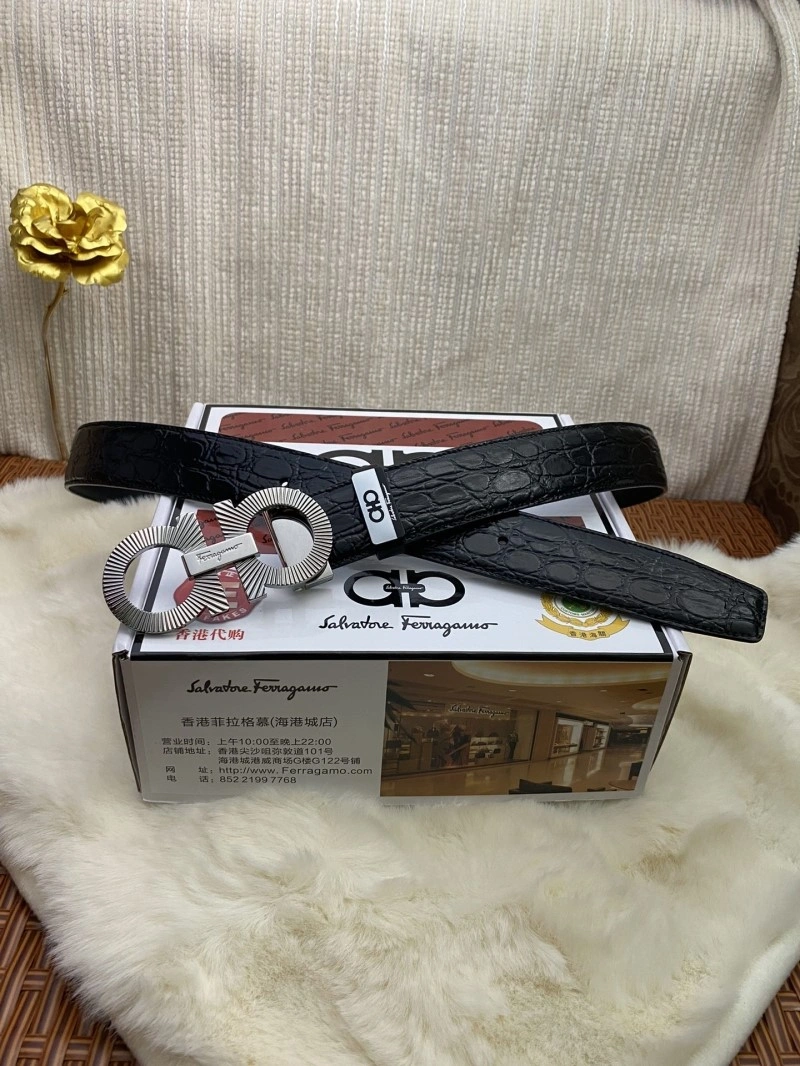 Exact replica Ferragamo Belts