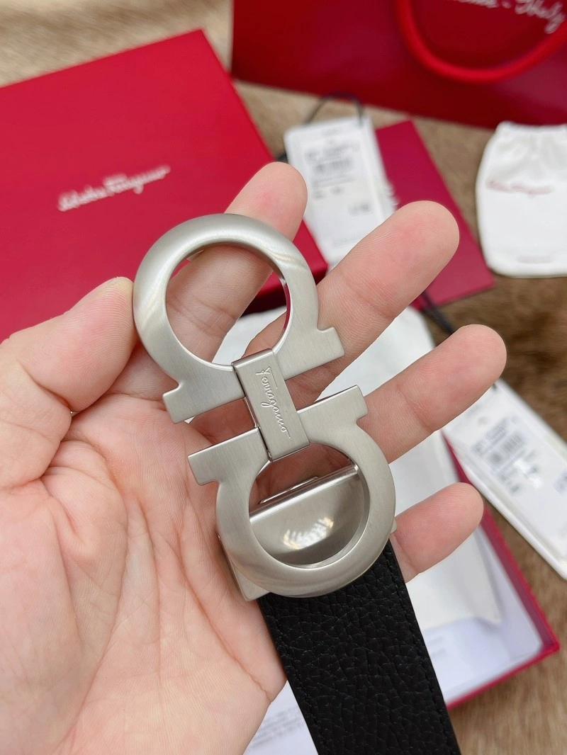 Low-cost Ferragamo Belts