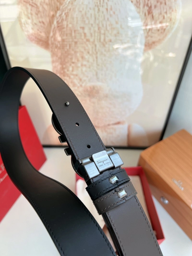 Exact replica Ferragamo Belts