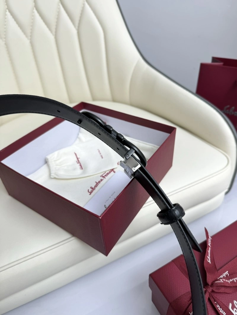 Top mirror Ferragamo Belts