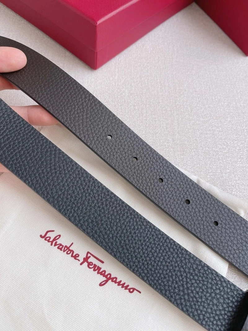 Low-cost Ferragamo Belts