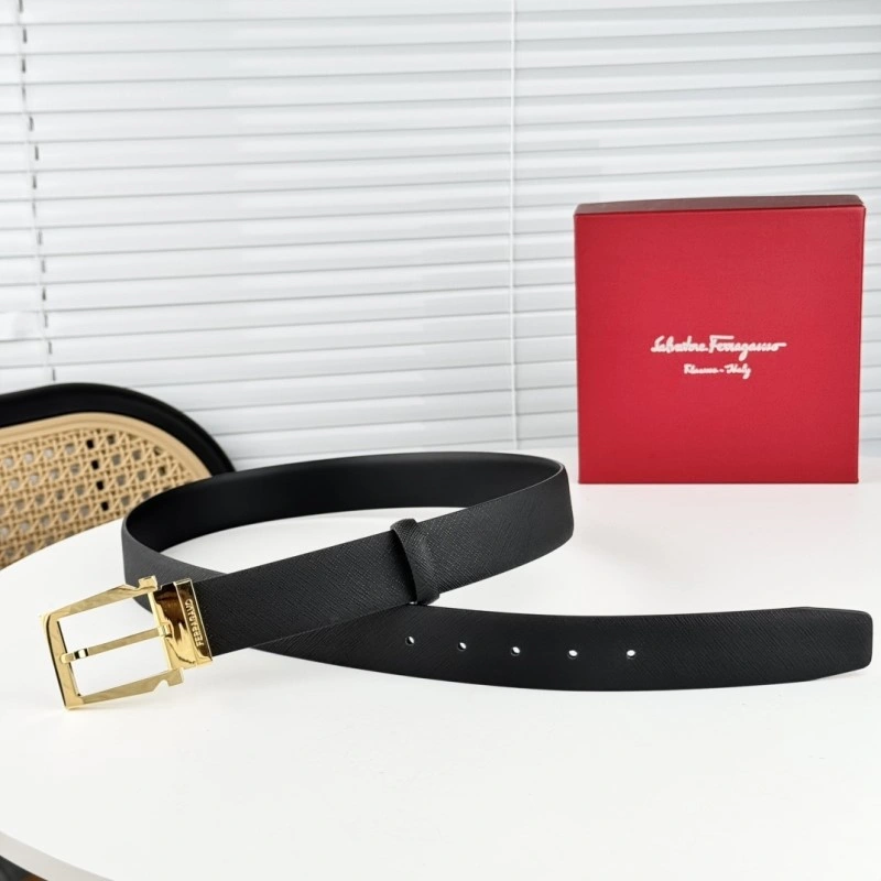 Low-cost Ferragamo Belts