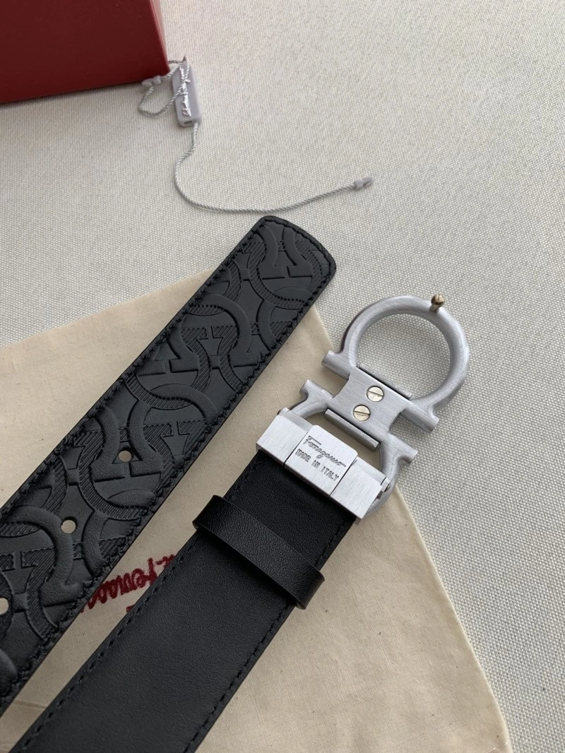 Low-cost Ferragamo Belts