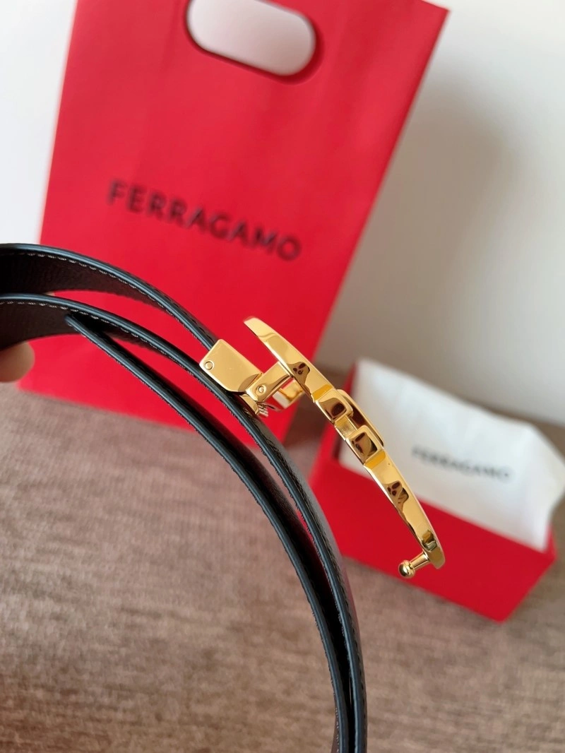 Exact replica Ferragamo Belts