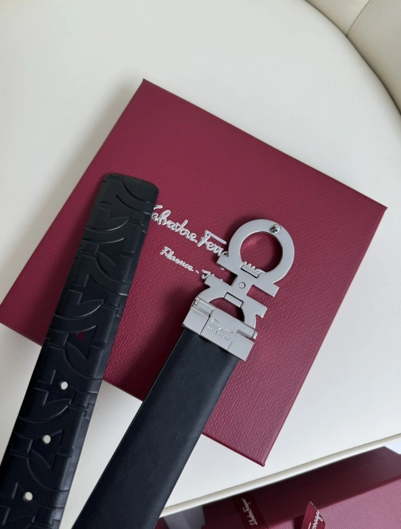 Low-cost Ferragamo Belts