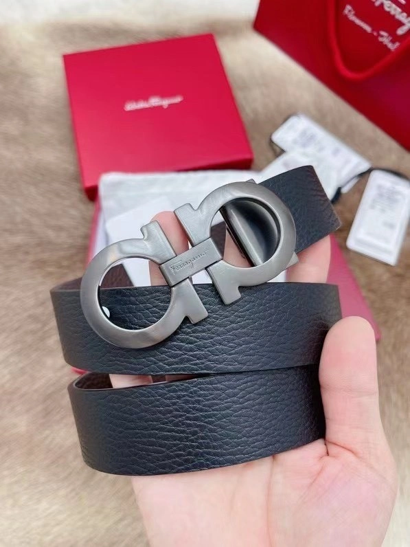 Exact replica Ferragamo Belts
