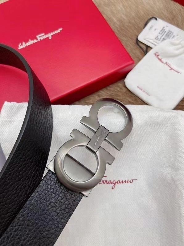 Exact replica Ferragamo Belts