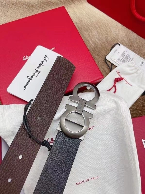 Exact replica Ferragamo Belts