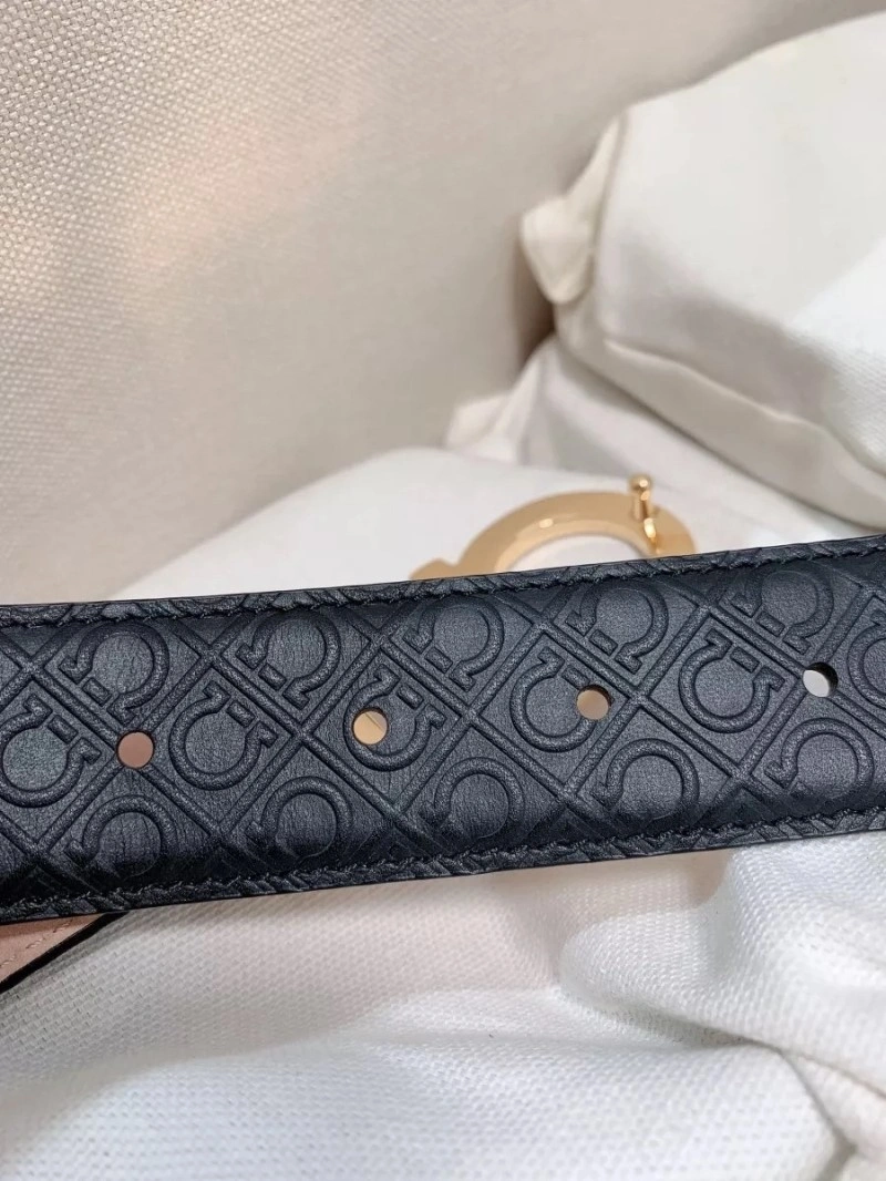Low-cost Ferragamo Belts