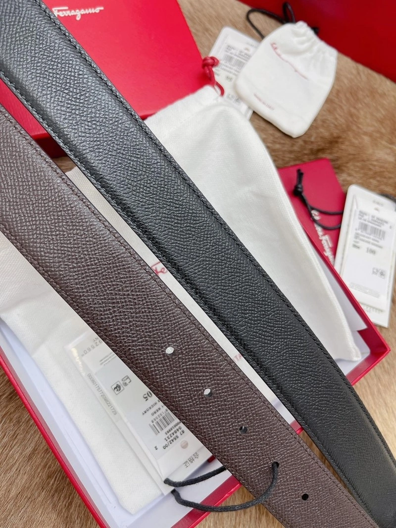 Exact replica Ferragamo Belts