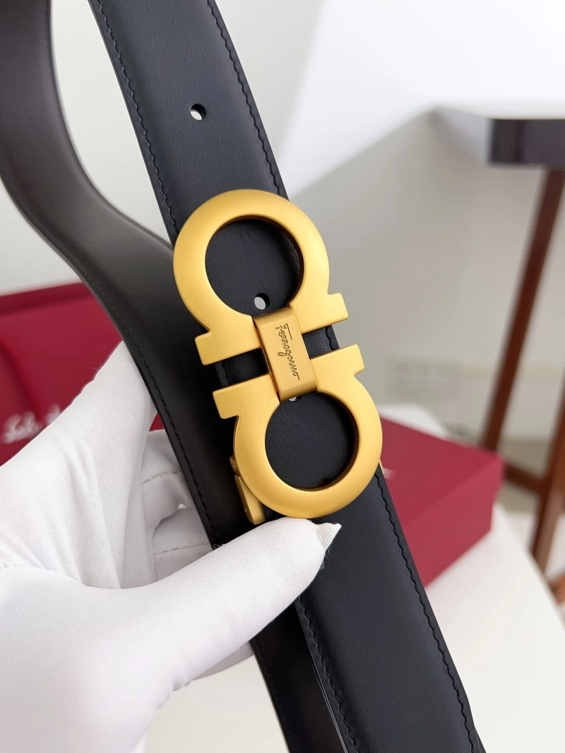 Exact replica Ferragamo Belts