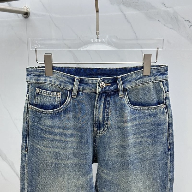 Discounted Ferragamo Jeans