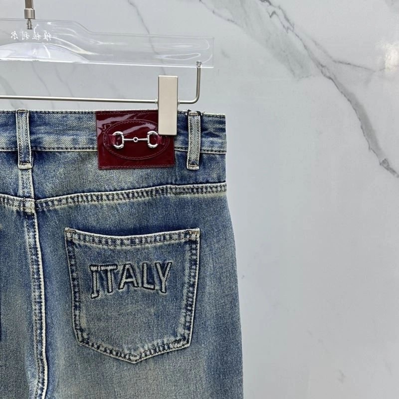 Discounted Ferragamo Jeans