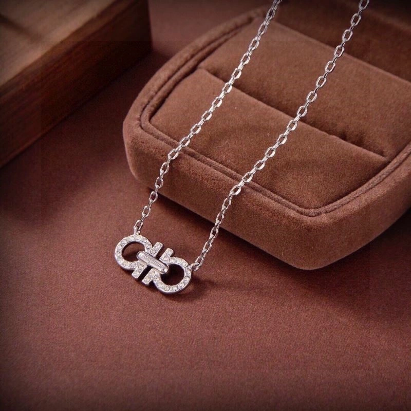 Ferragamo Necklaces
