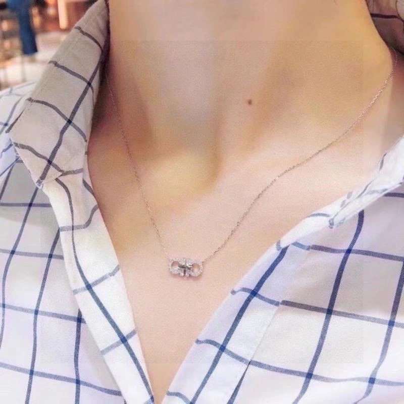 Accurate model Ferragamo Necklaces