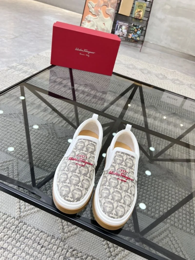Accurate model Ferragamo Shoes