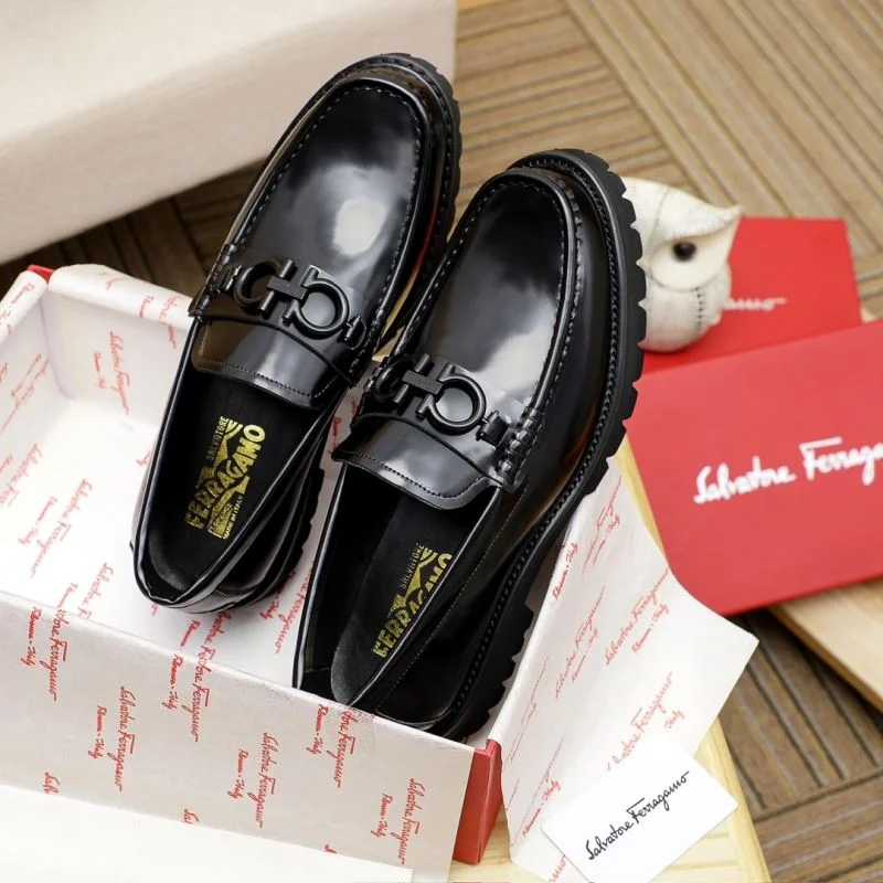 Exact replica Ferragamo Shoes
