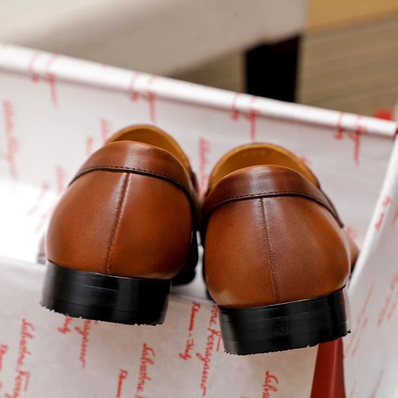 Exact replica Ferragamo Shoes