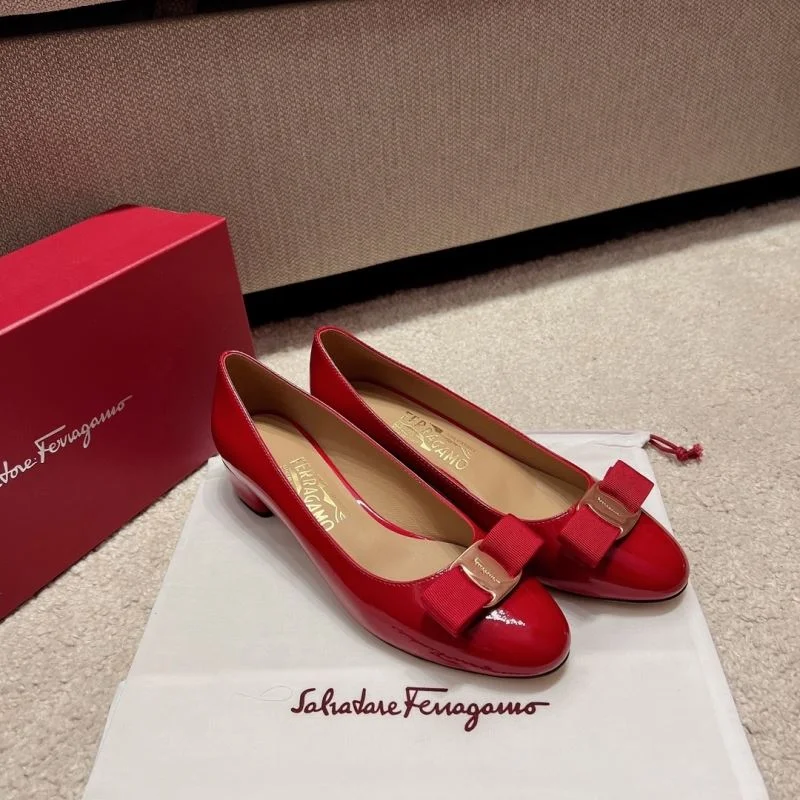 Accurate model Ferragamo Shoes