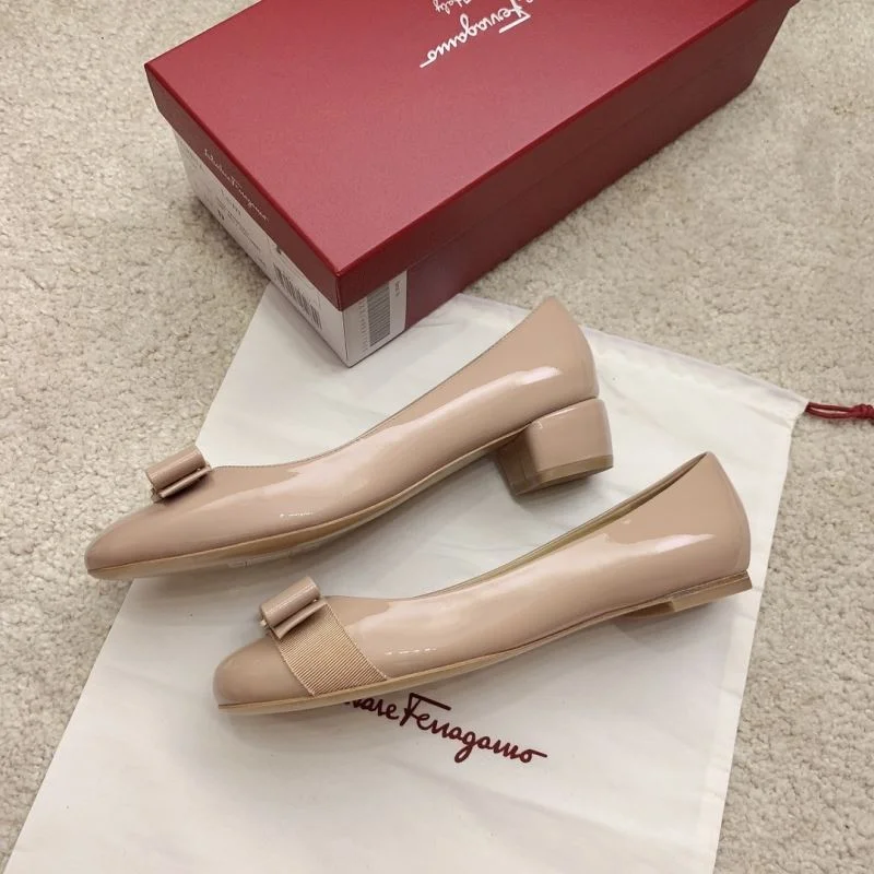 Mirror quality Ferragamo Shoes