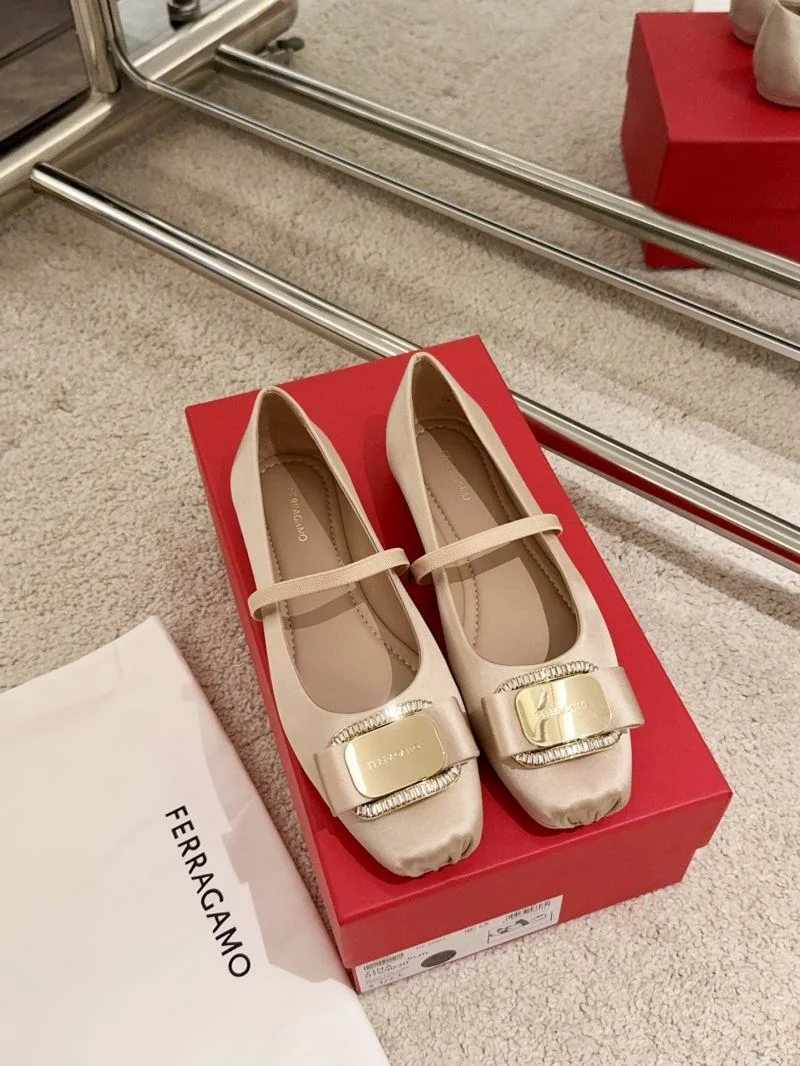 Exact replica Ferragamo Shoes