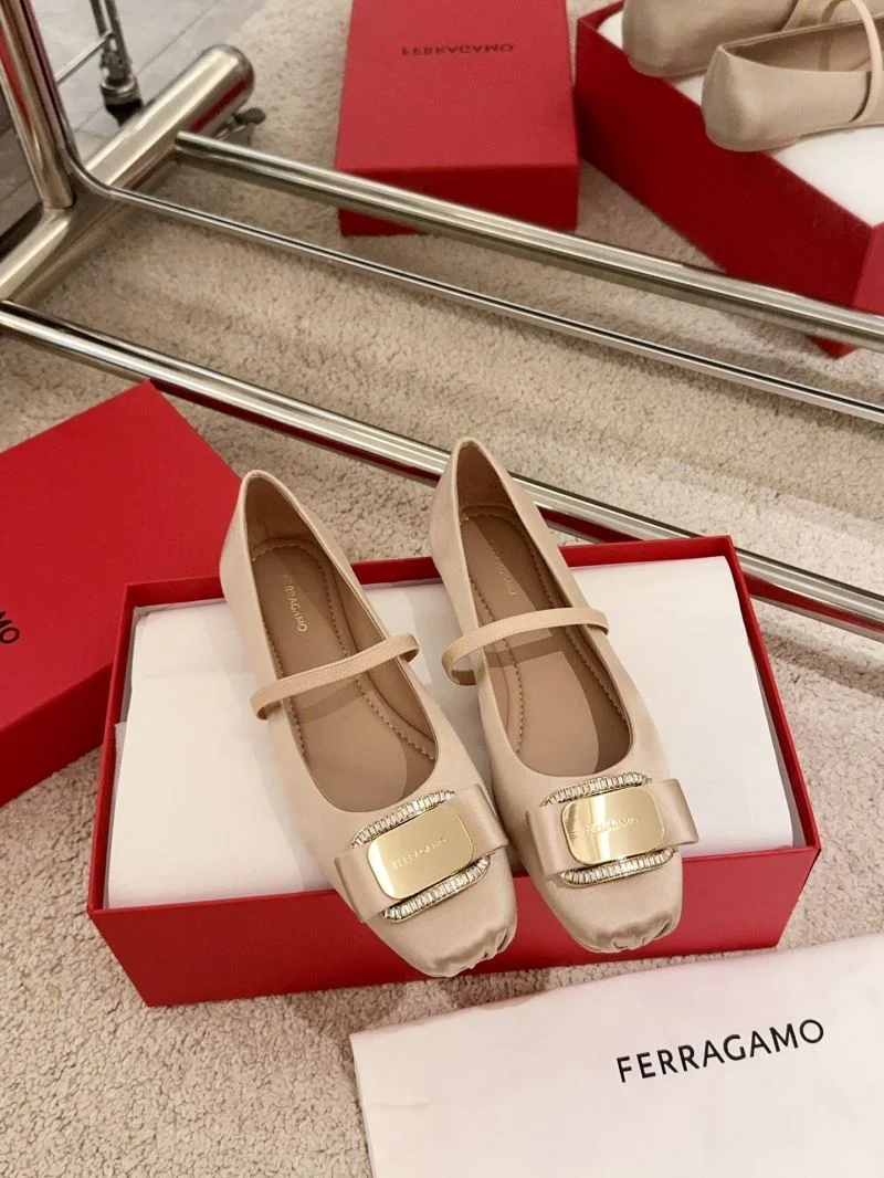 Exact replica Ferragamo Shoes