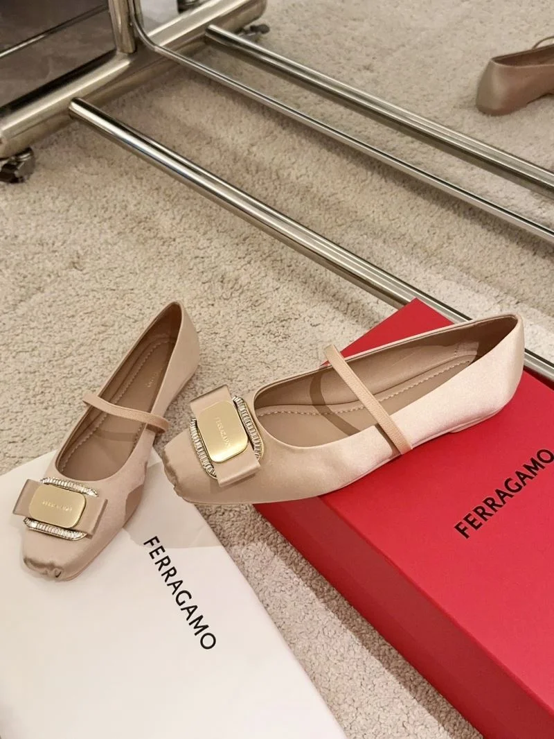 Exact replica Ferragamo Shoes