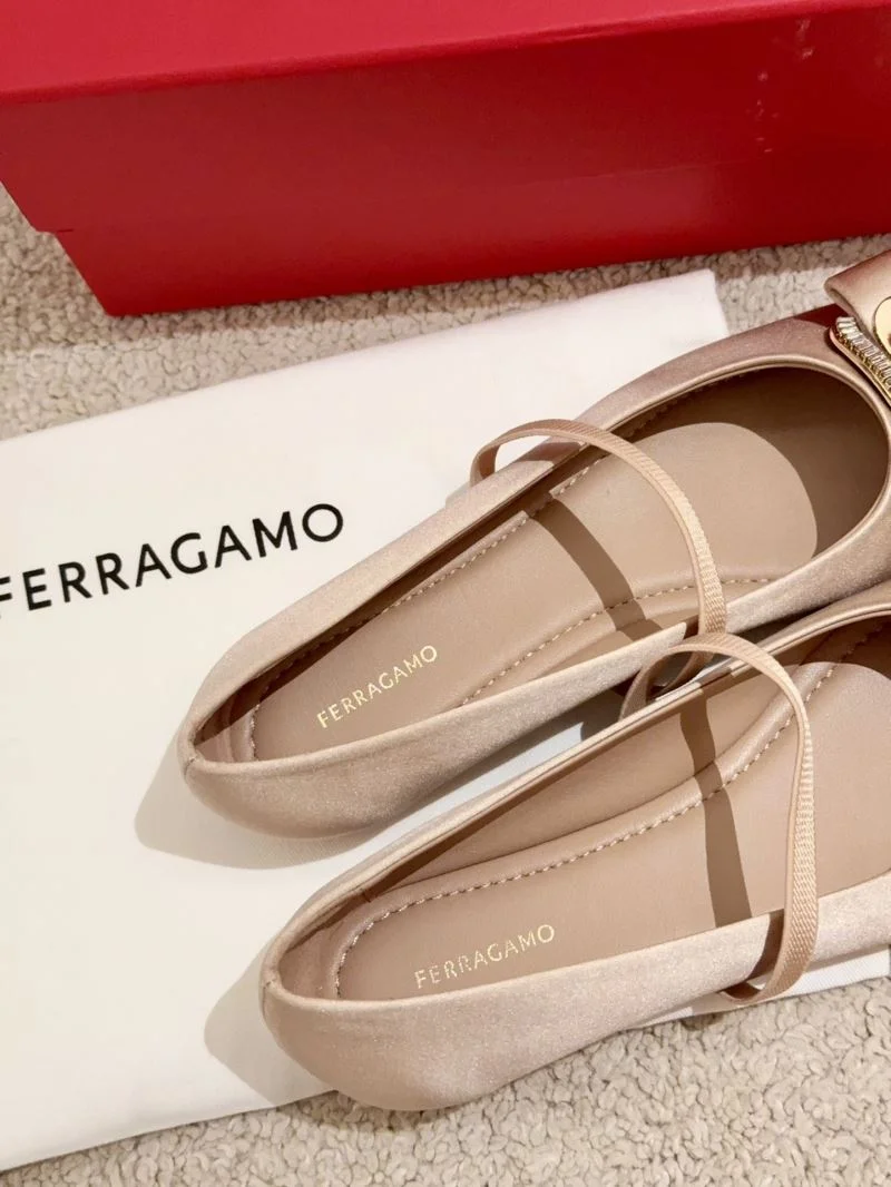 Exact replica Ferragamo Shoes