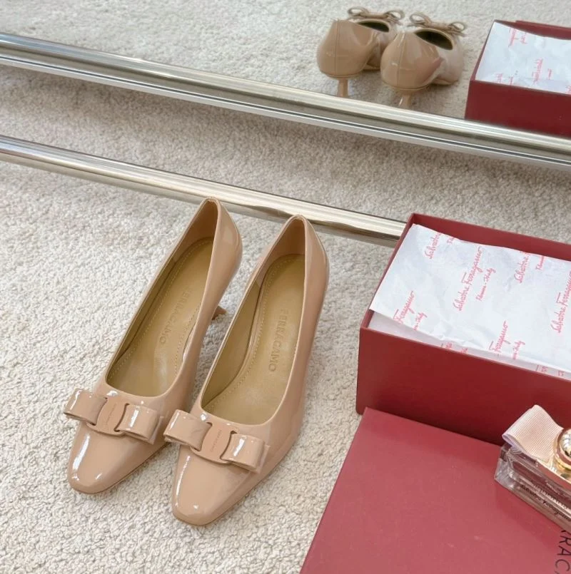 Factory-made Ferragamo Shoes