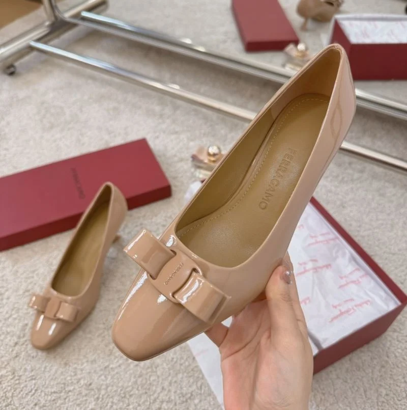 Factory-made Ferragamo Shoes