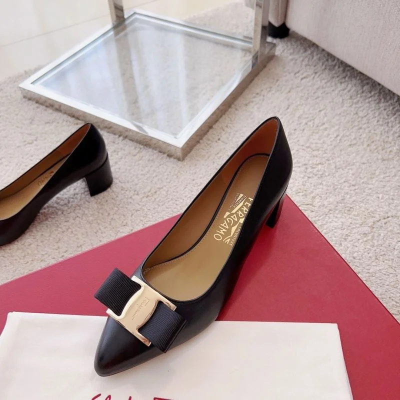 Top mirror Ferragamo Shoes